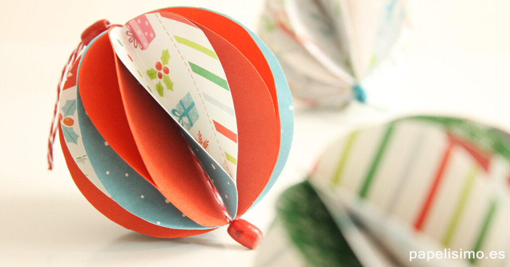 Como-hacer-bolas-de-Navidad-papel-paper-balls-christmas - Papelisimo